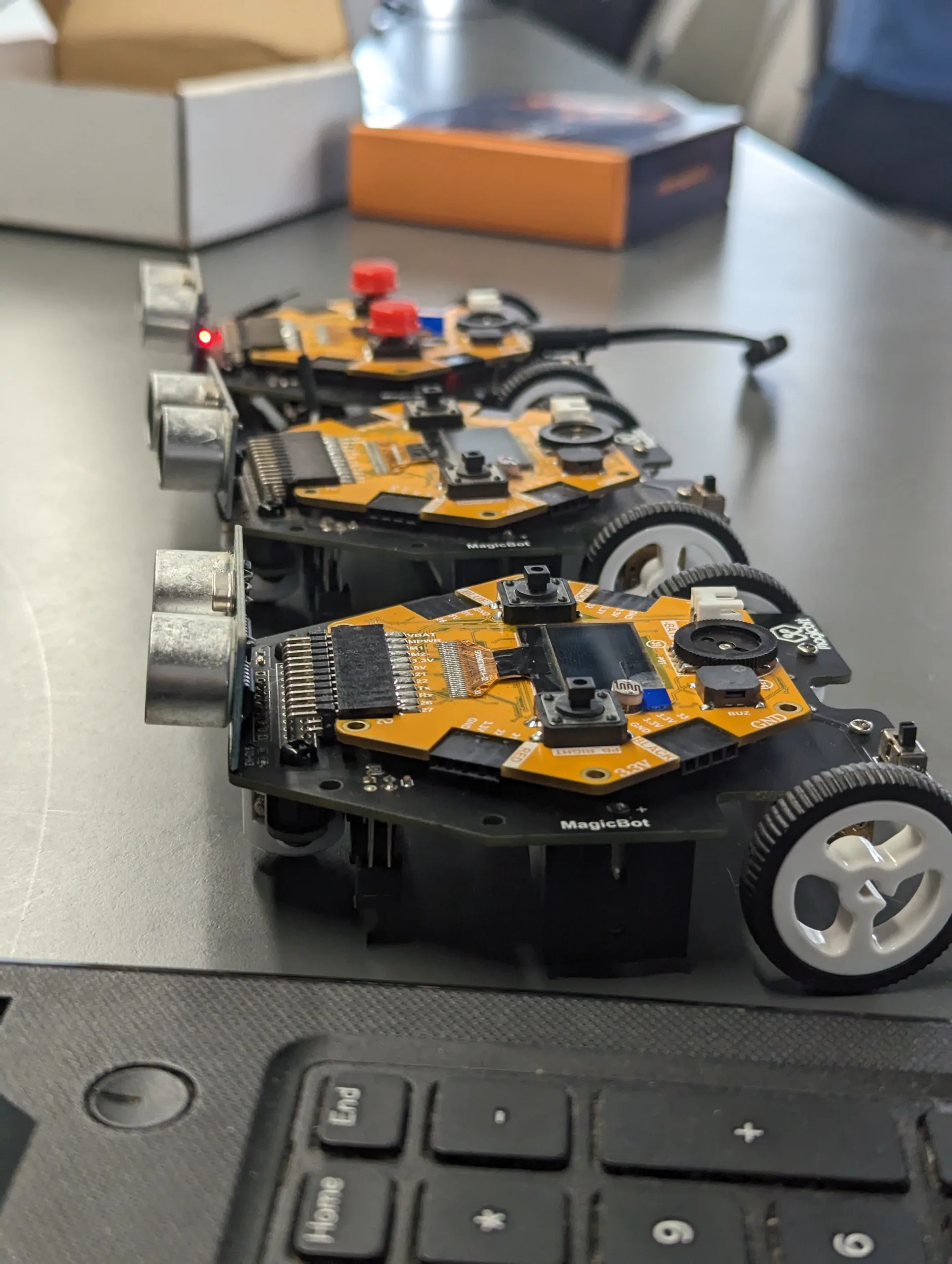 STEM kits for kids in Coding, Robotics, IoT and Electronics